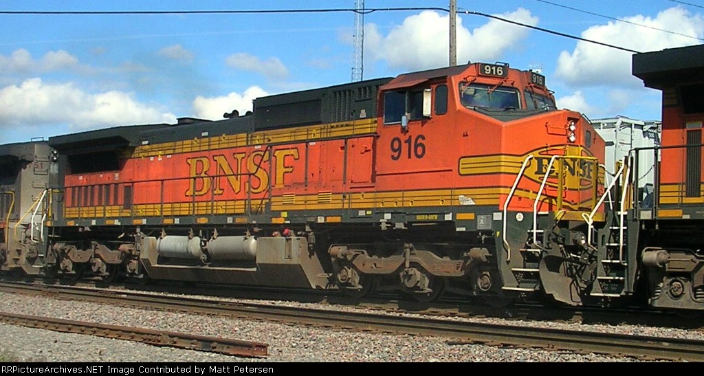 BNSF 916
